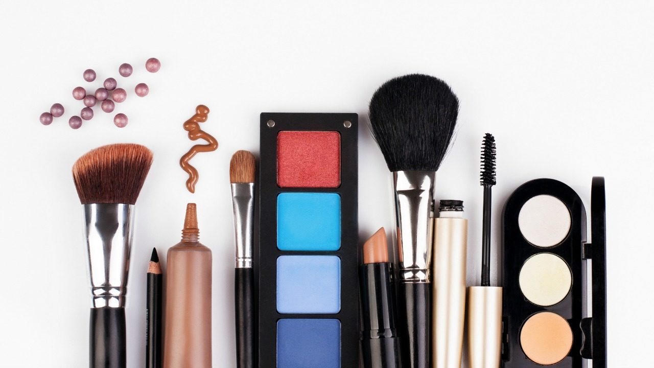 Makyaj yapan her kadının bilmesi gereken ipuçları - Uplifers