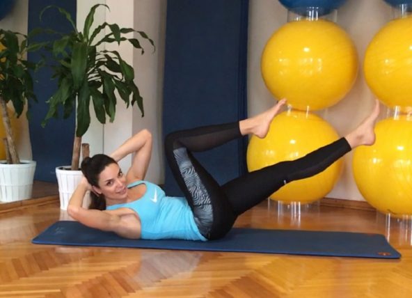 Yaza daha sıkı karın kasları ile girmeye ne dersiniz? - Uplifers