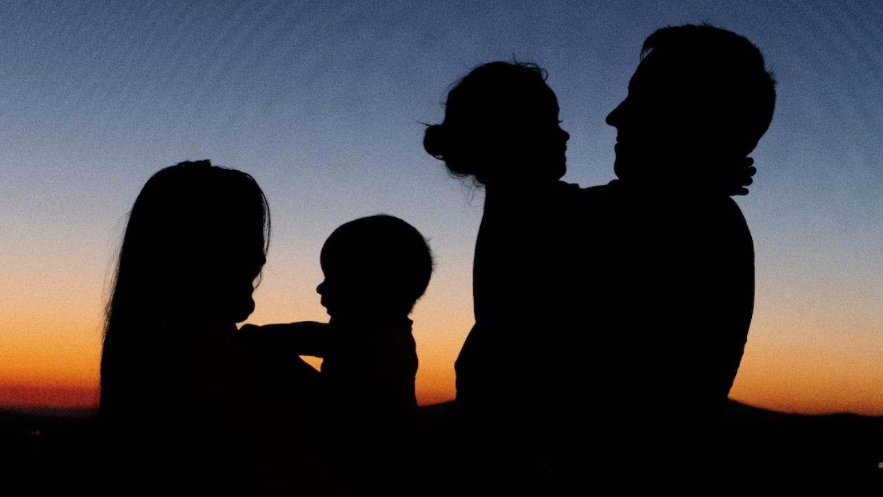 Aile stresi (family stress) nedir, nasıl başa çıkılır? - Uplifers