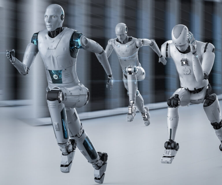 İnsansı robot: Hem insan bedenini hem de zekasını taklit eden robot türü