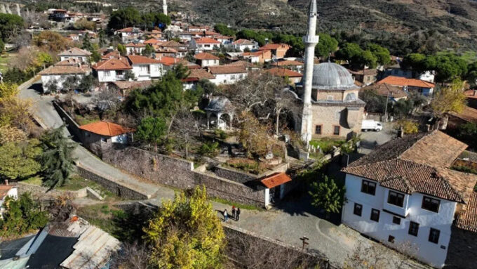 Birgi Köyü Hakkında Bilgi | Gezilecek Yerler ve Tarihi